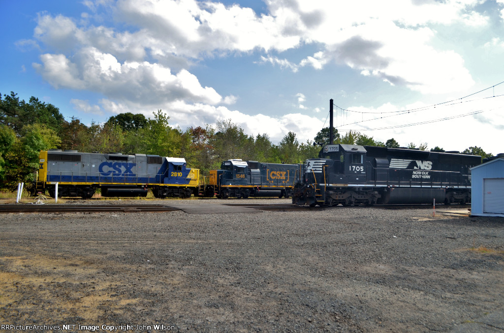 CSX 2810, CSX 1546 & NS 1705